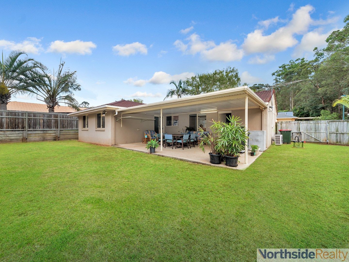 Sold 8 Ilona Place, Eatons Hill QLD 4037 on 20 Dec 2017 - 2013902990 ...