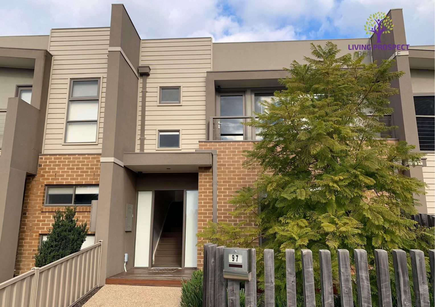 97 Featherbrook Drive, Point Cook | Property History & Address Research ...