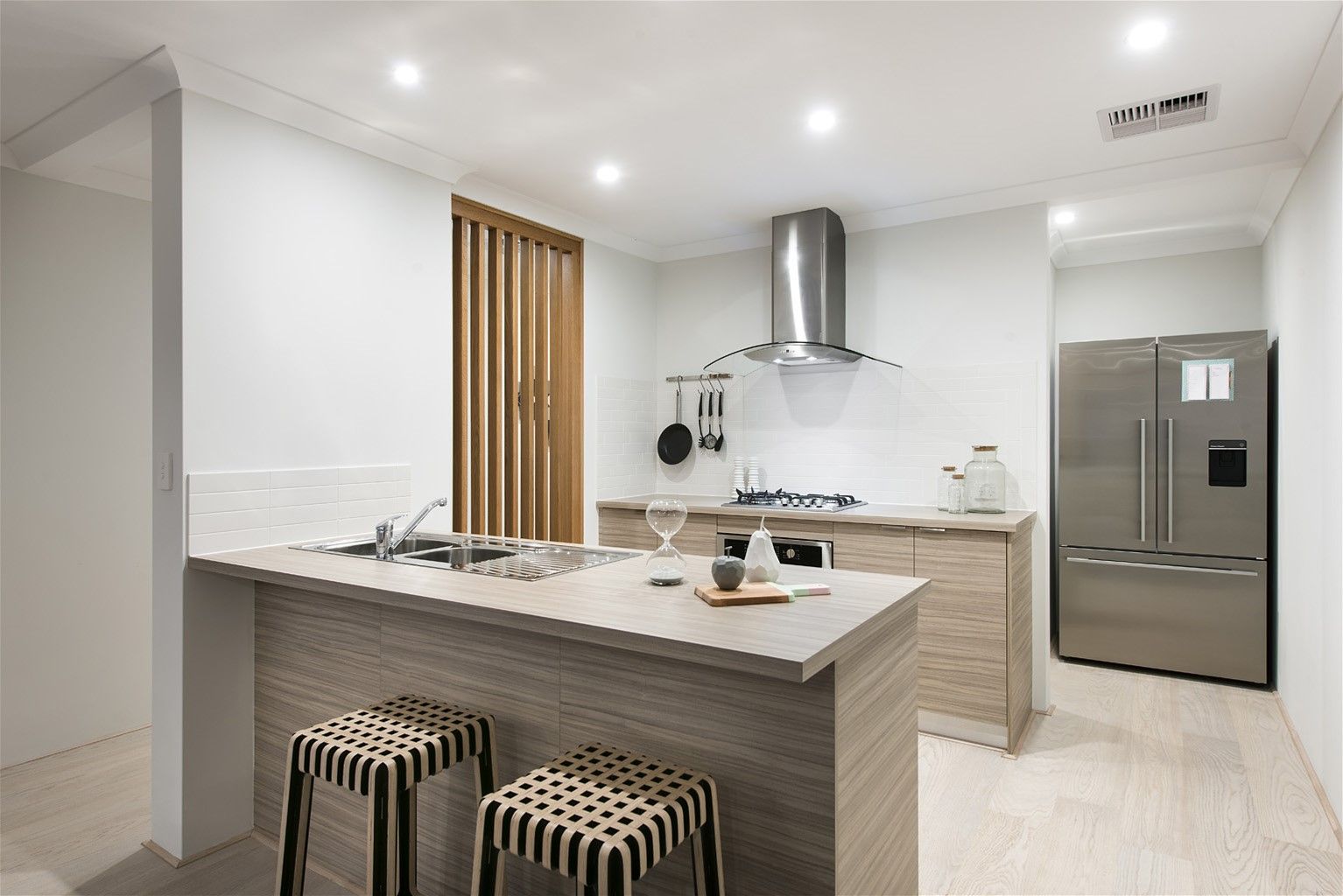 822 Meander Way, Treeby WA 6164 | Domain