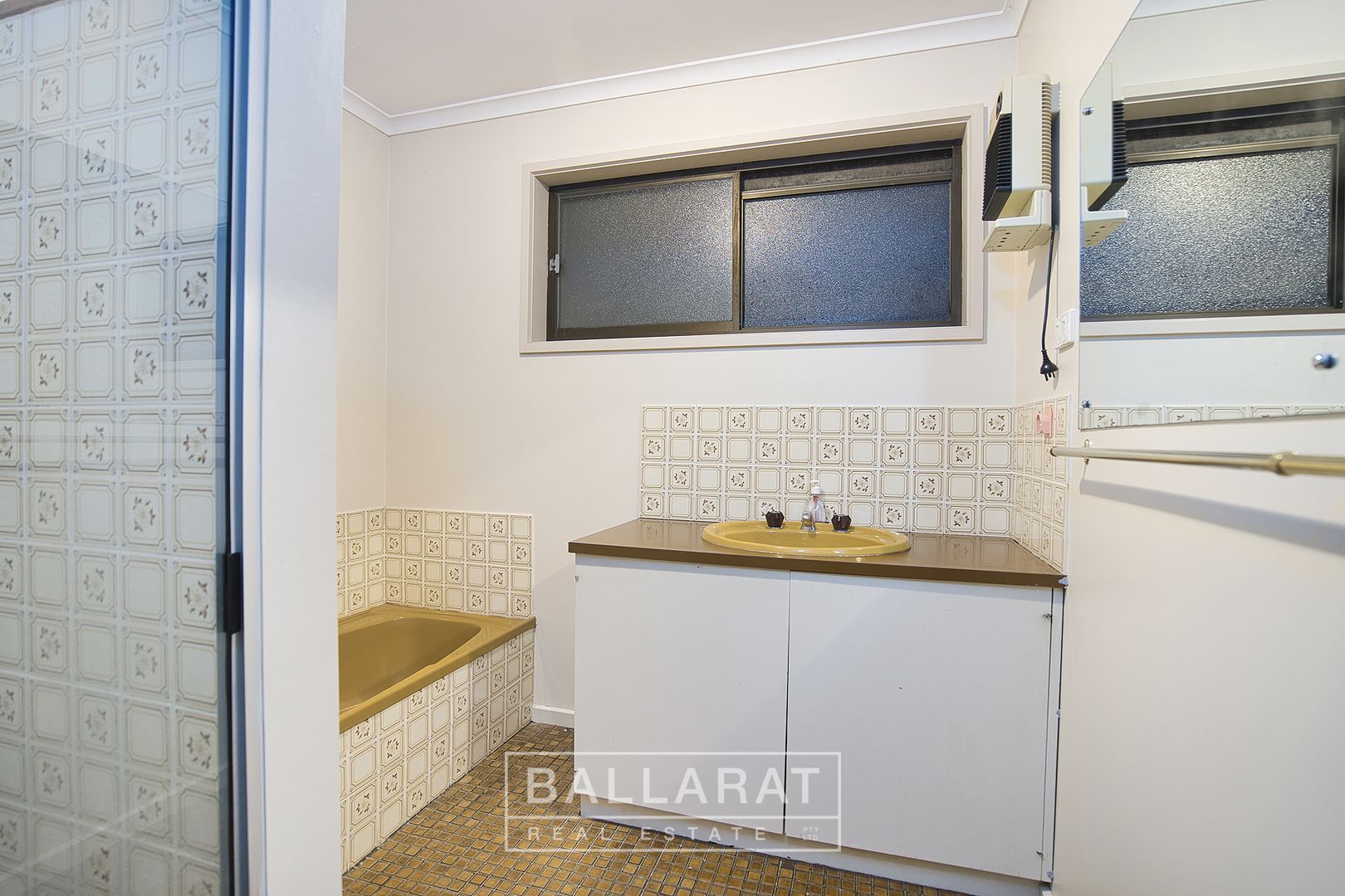 13 Cedar Avenue, Alfredton VIC 3350 - House For Rent | Domain