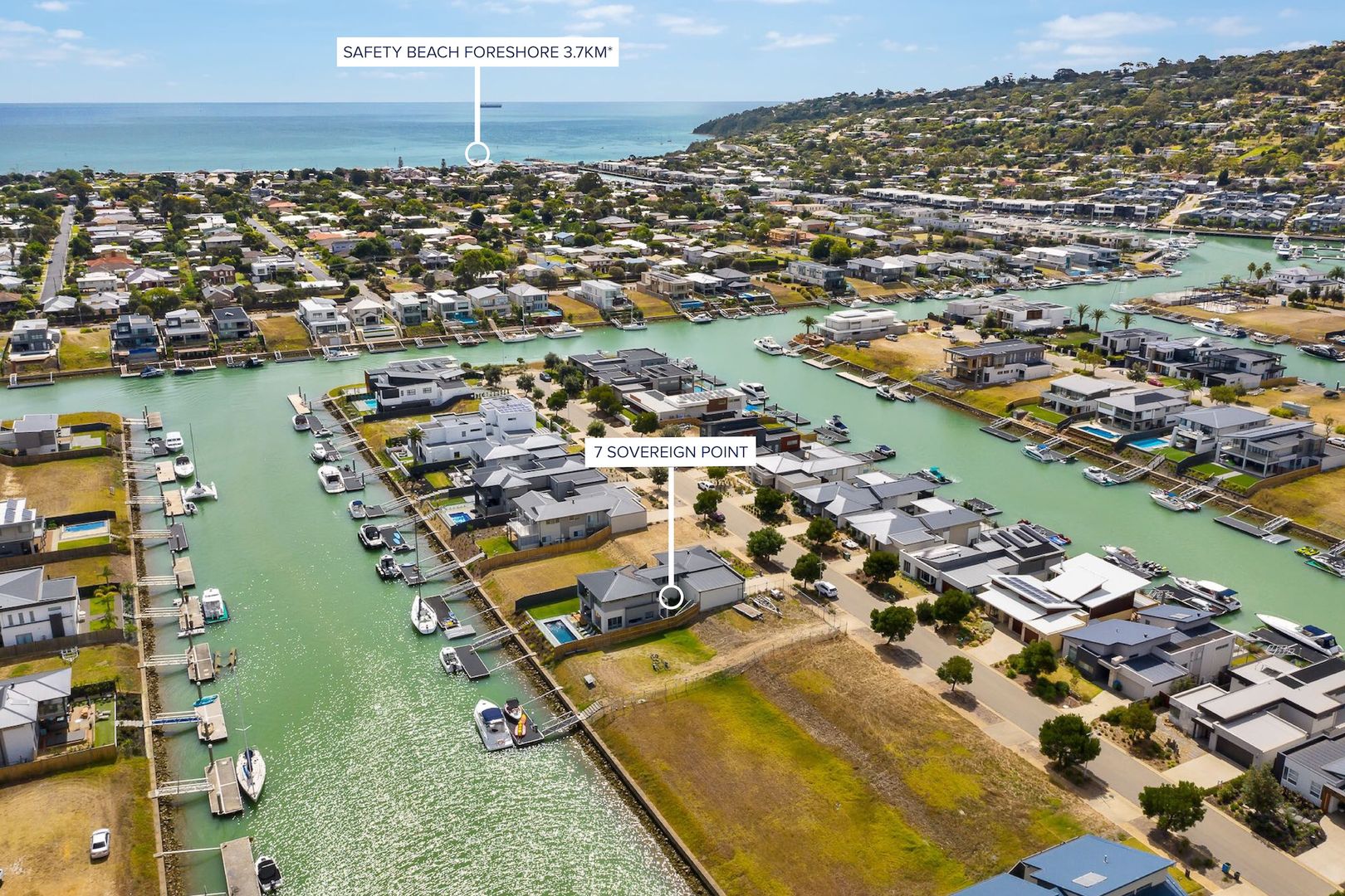 7 Sovereign Point, Safety Beach | Property History & Address Research ...