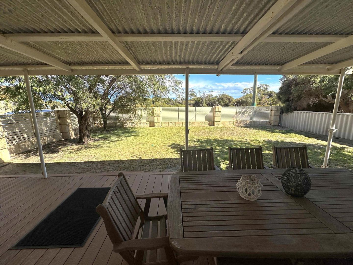 100 Thomas Street, Leeman WA 6514 | Domain