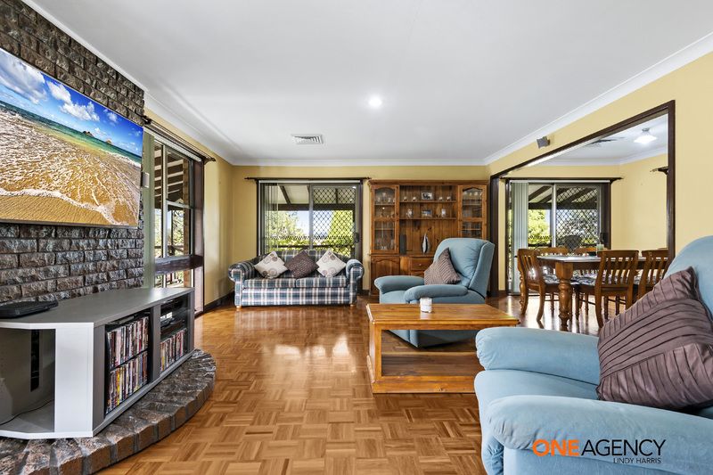 7 Ellen Ave, Singleton NSW 2330 - House For Rent | Domain