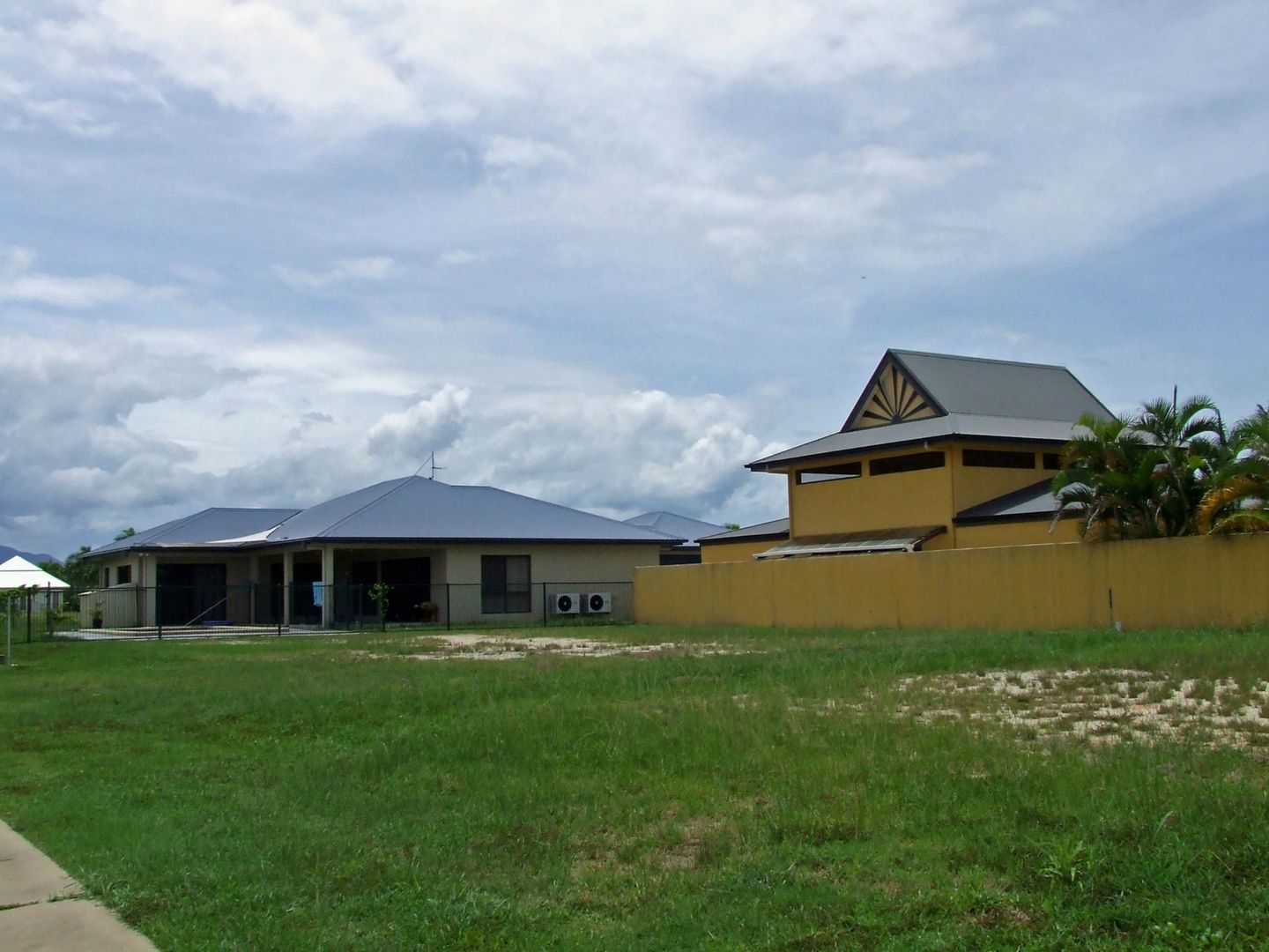 13 Little Poinciana Lane, Cardwell | Property History & Address ...