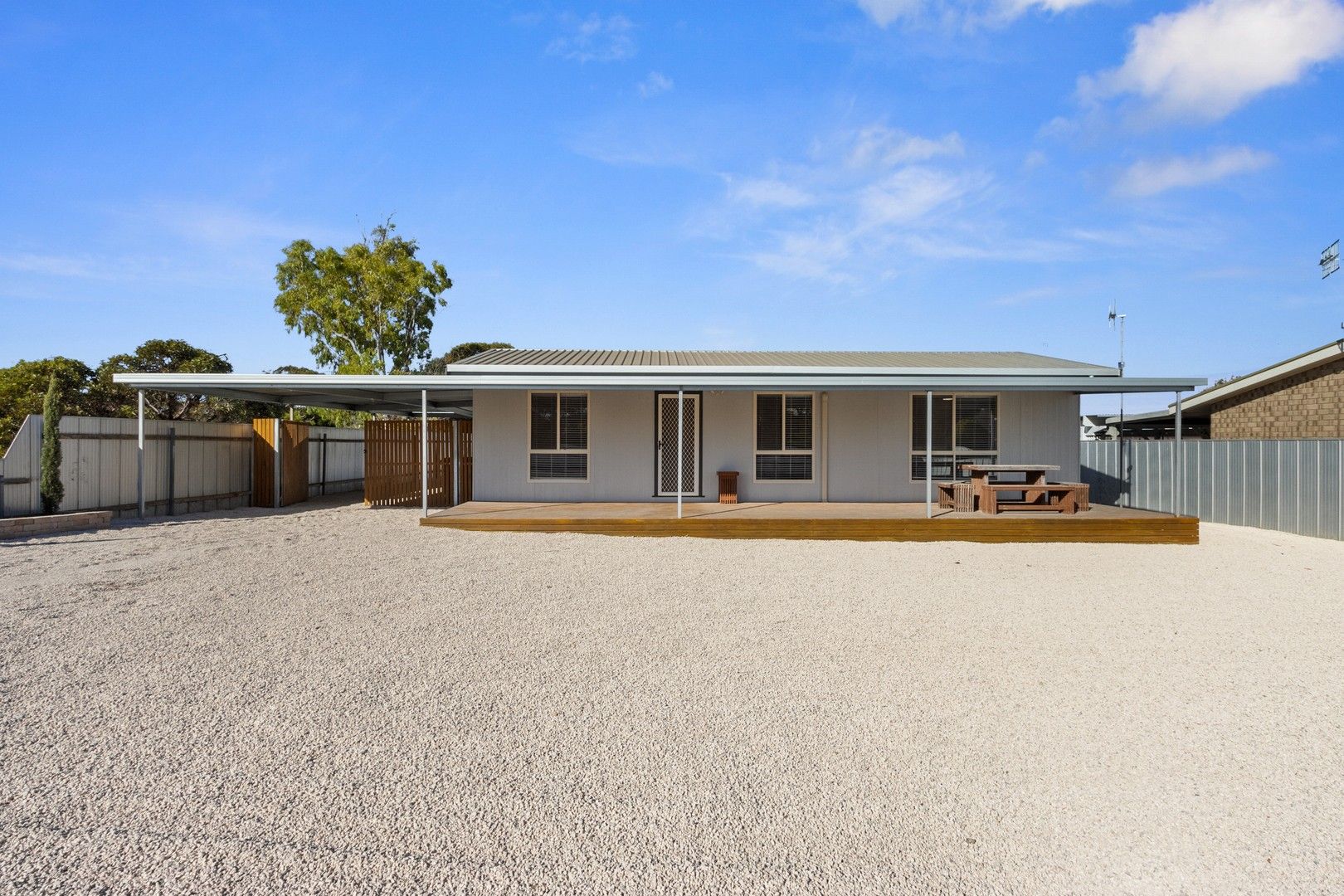 1 Leonard Court, Parsons Beach SA 5575 - House For Rent - $400 | Domain