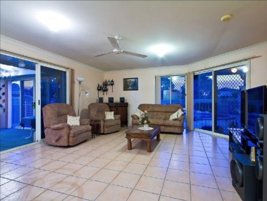 3 Greenlaw Place, Eight Mile Plains QLD 4113 - House For Rent | Domain