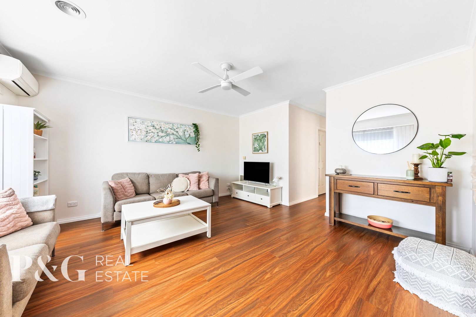 4 Margie Square, Narre Warren South VIC 3805 - House For Rent | Domain