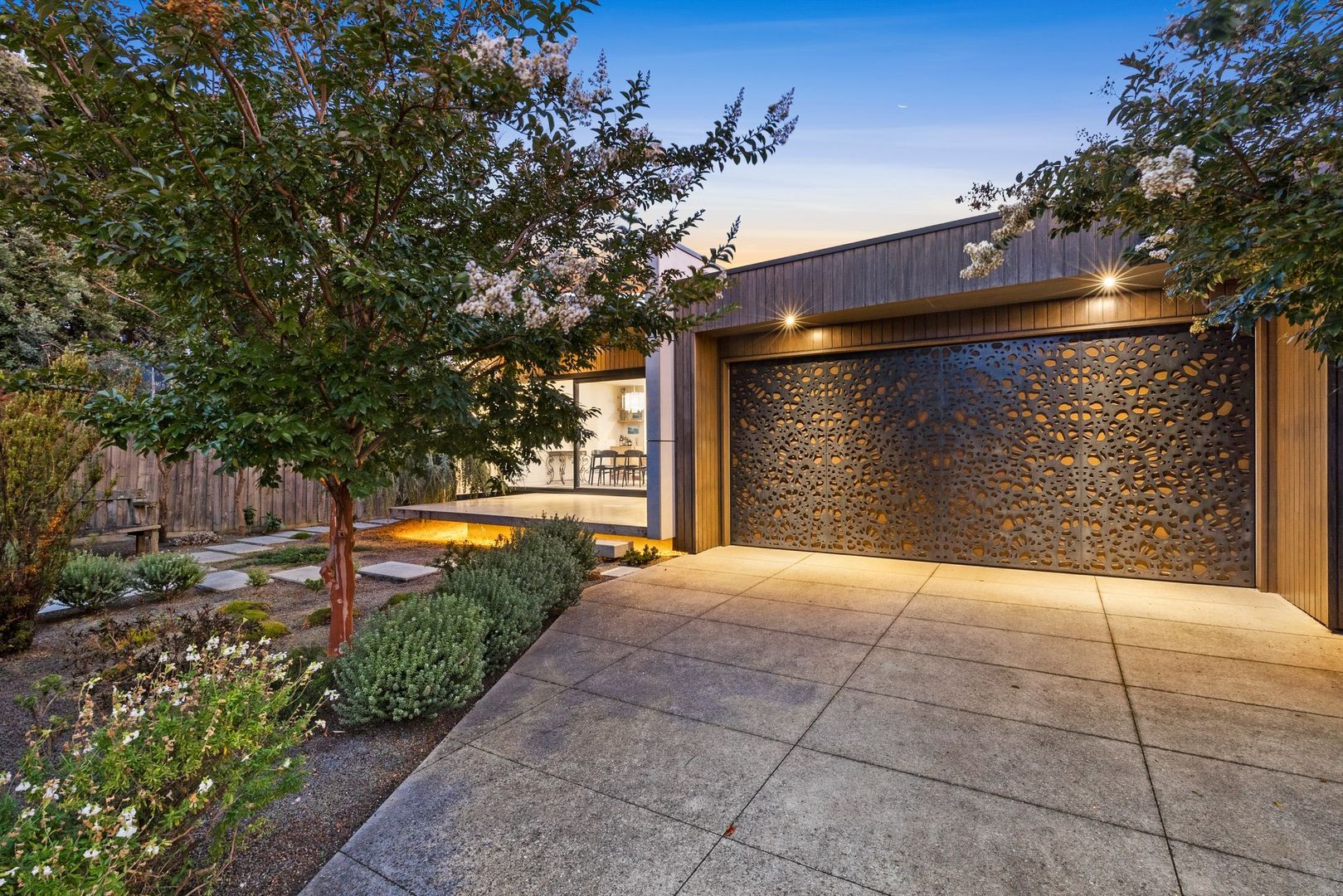5 Noble Street, Barwon Heads | Property History & Address Research | Domain
