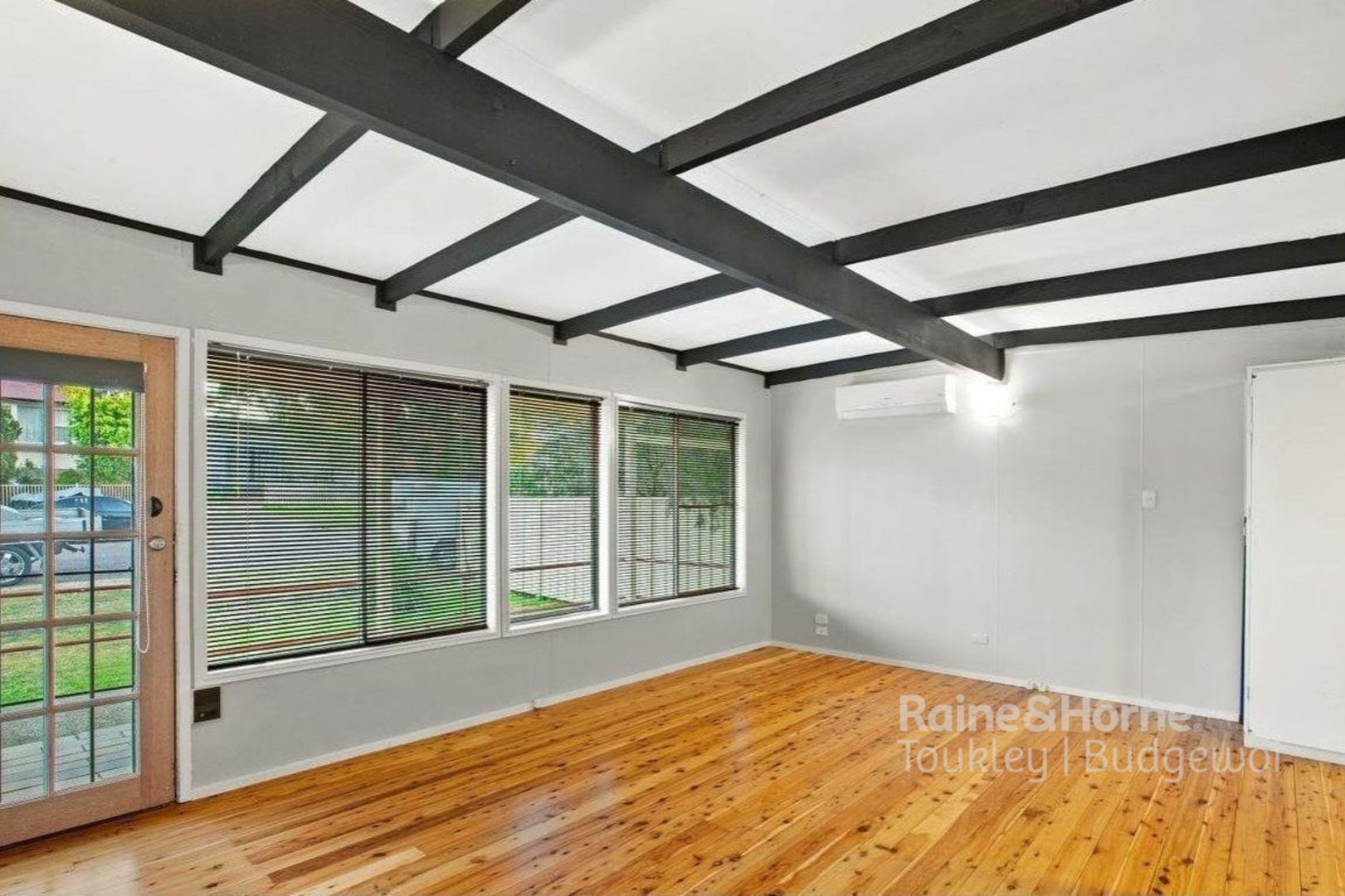 11 Norah Avenue, Charmhaven NSW 2263 - House For Rent | Domain