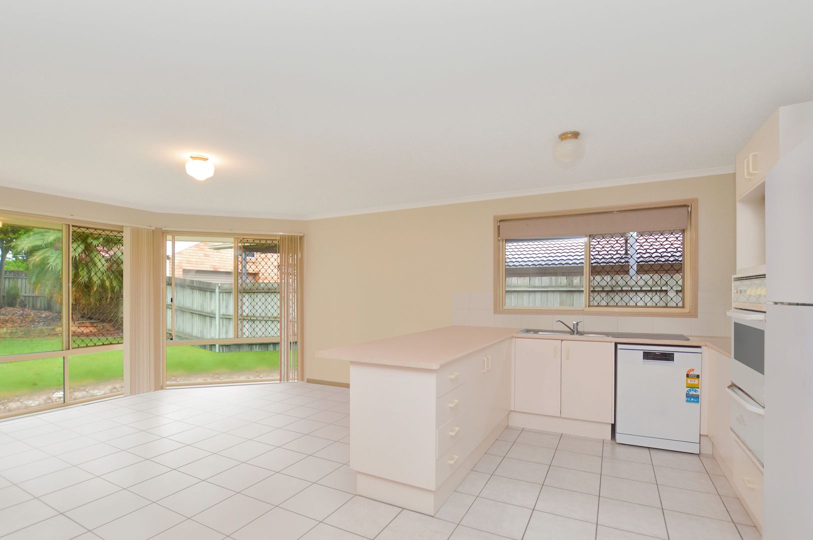 37 Maple Avenue, Camira QLD 4300 - House For Rent | Domain