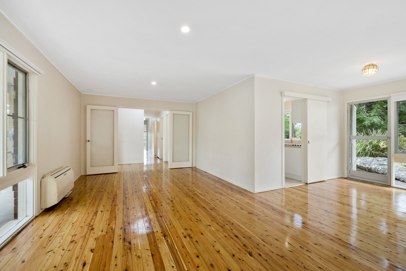 5 Parkinson Avenue, South Turramurra NSW 2074 - House For Rent - $990 ...