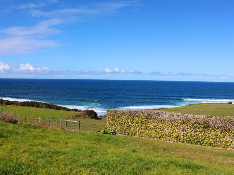 102 Headland Drive, Gerroa | Property History & Address Research | Domain