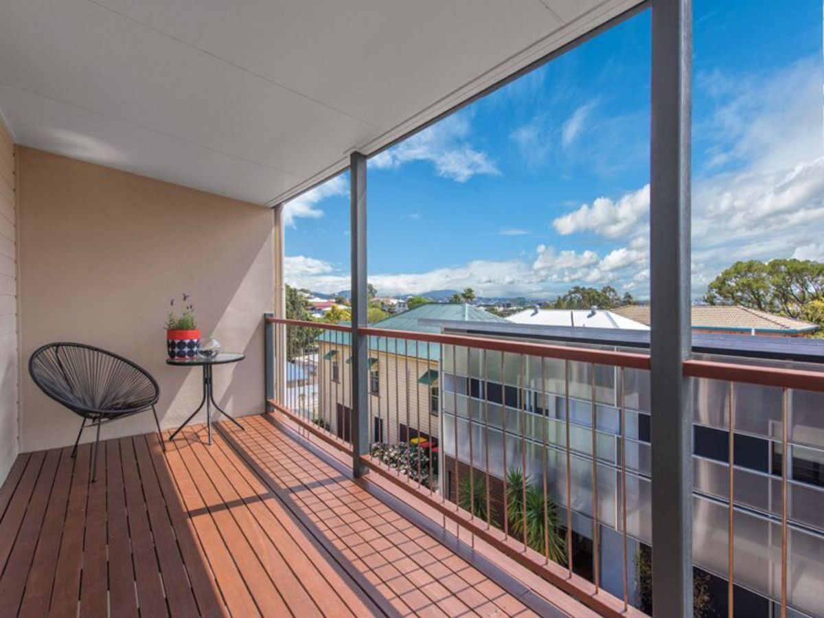2/34 Middle Street, Highgate Hill QLD 4101 - Townhouse For Rent | Domain