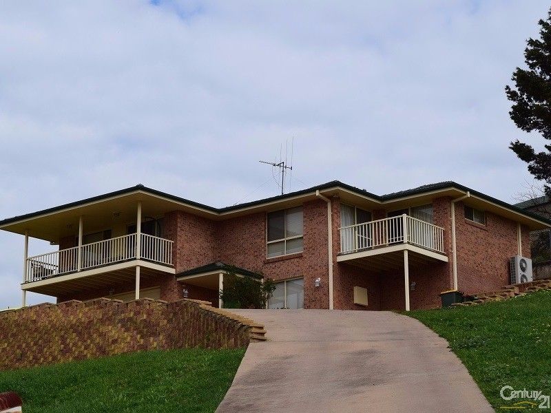 8 Valley View Place, Parkes | Property History & Address Research | Domain