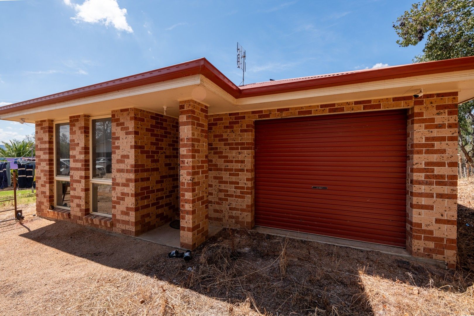 8 Sharp Street, Eugowra NSW 2806 | Domain