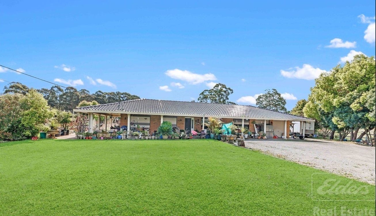 831 Camden Valley Way, Catherine Field NSW 2557 - House for Rent