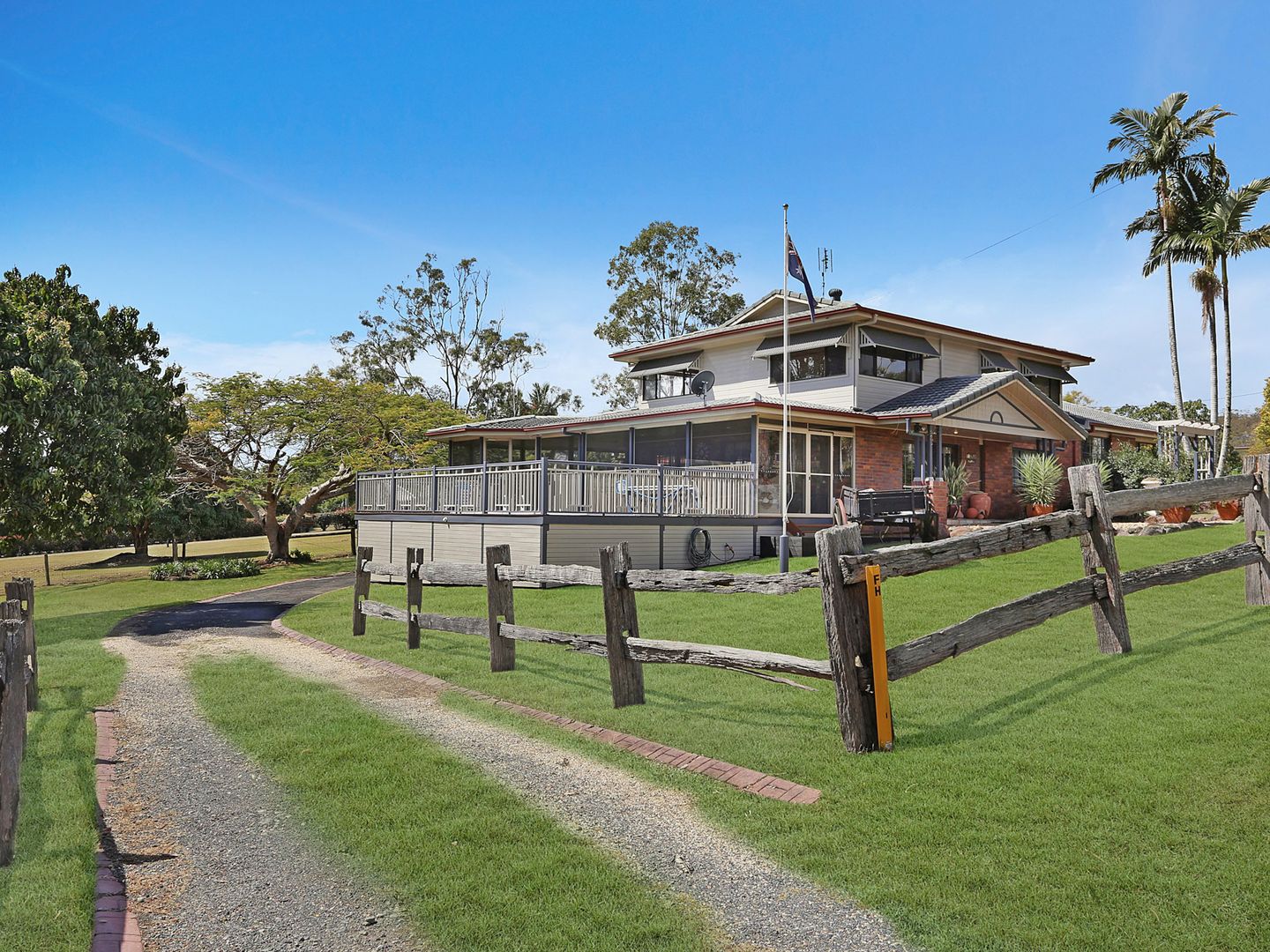 19 Fairway Drive, Ilarwill | Property History & Address Research | Domain