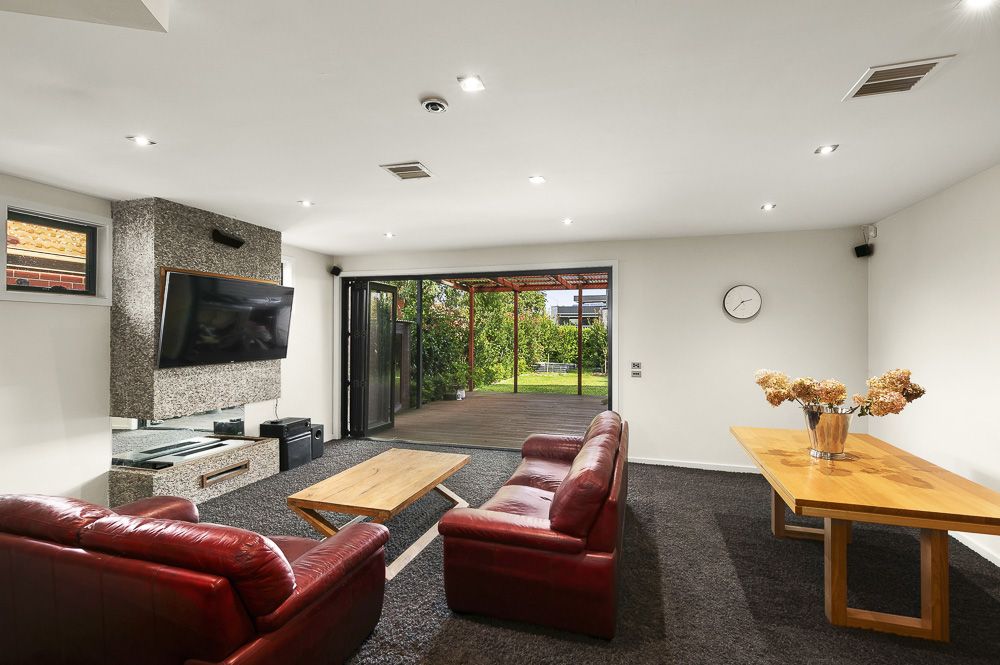 25 Ramsay St, Aberfeldie VIC 3040 - Townhouse For Rent - $1,000 | Domain