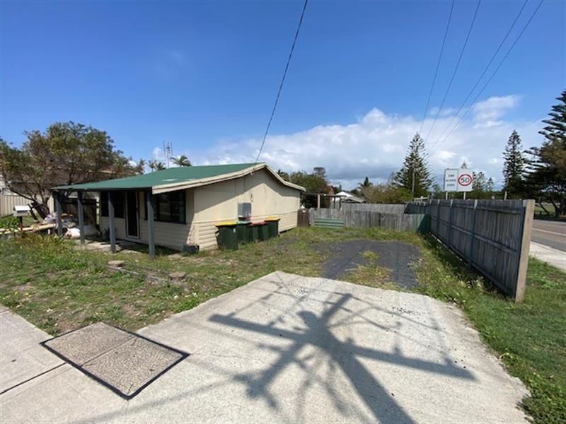 40 Hutton Road, The Entrance North NSW 2261 - House For Rent | Domain