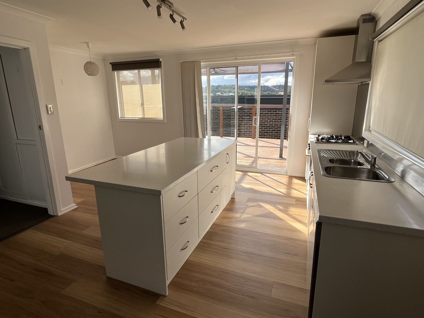 1/96 Bass Street, Warrane TAS 7018 - House For Rent - $500 | Domain
