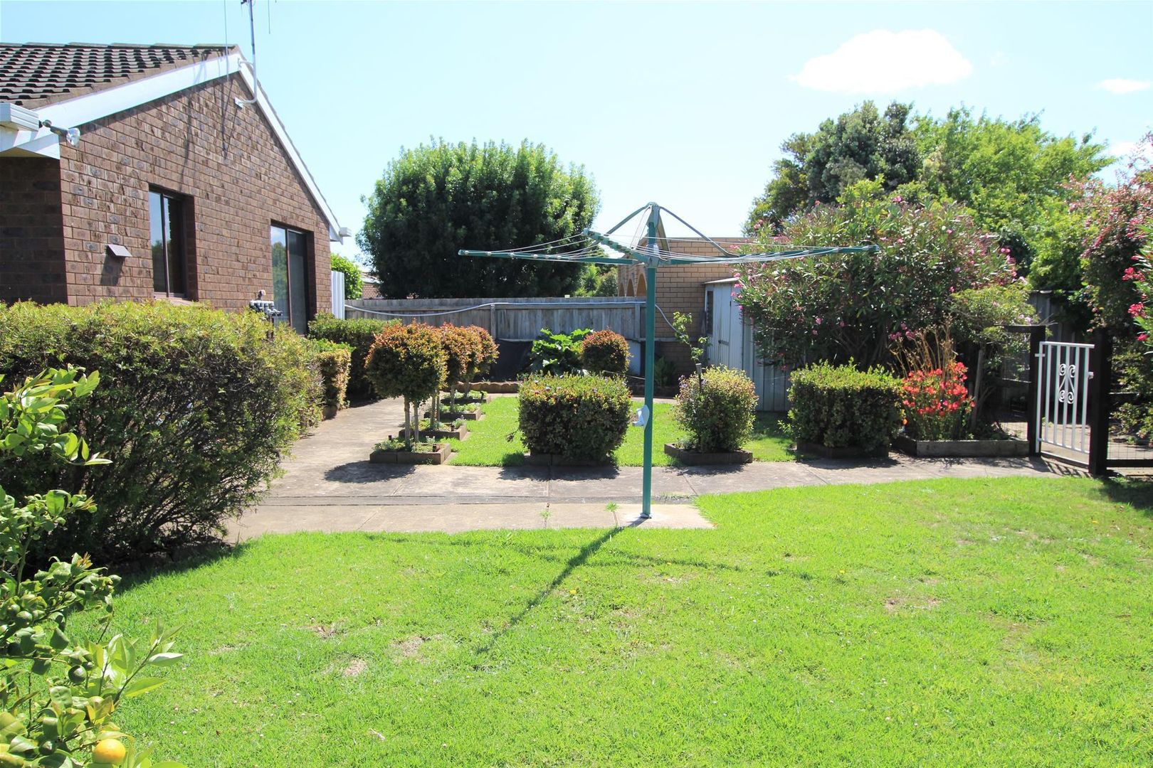 16 Sundale Road, Warrnambool VIC 3280 - House For Rent | Domain