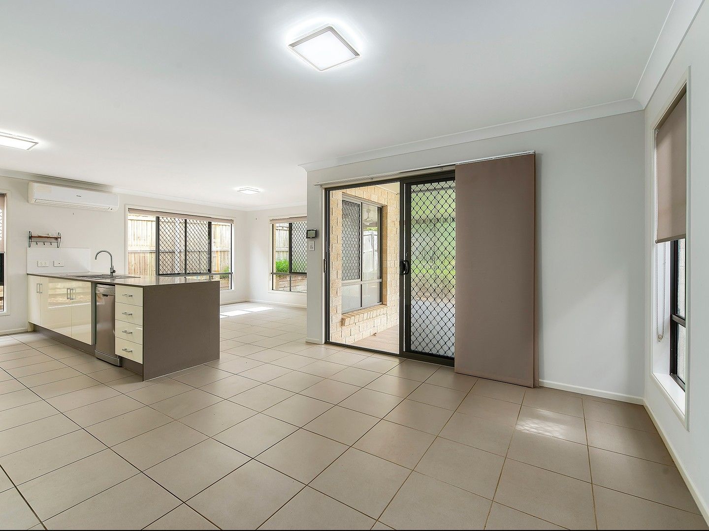 73 Hutton Avenue, Wynnum QLD 4178 - House For Rent | Domain