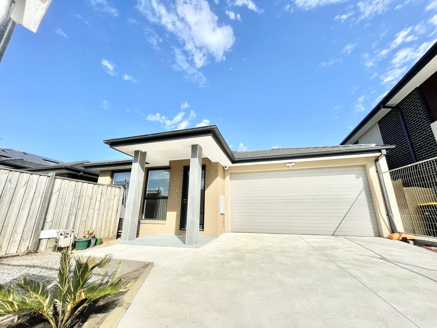 13 Mayopark Street, Deanside VIC 3336 - House For Rent - $500 | Domain