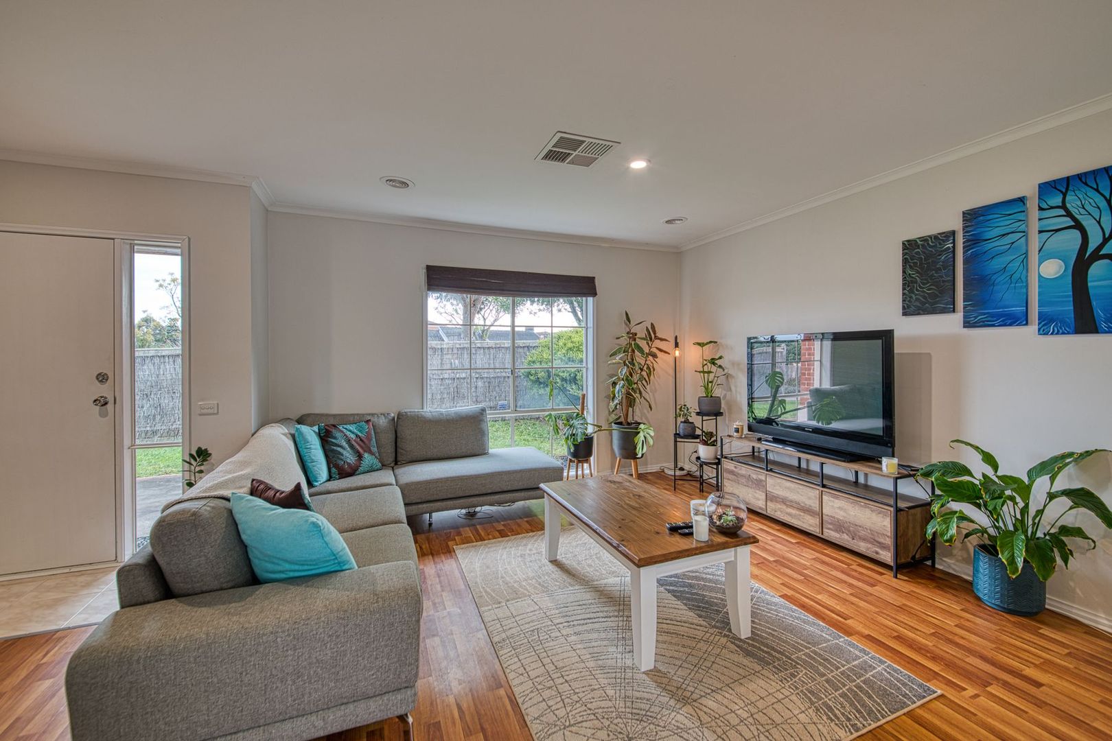 137 Bemersyde Drive, Berwick VIC 3806 - House For Rent | Domain