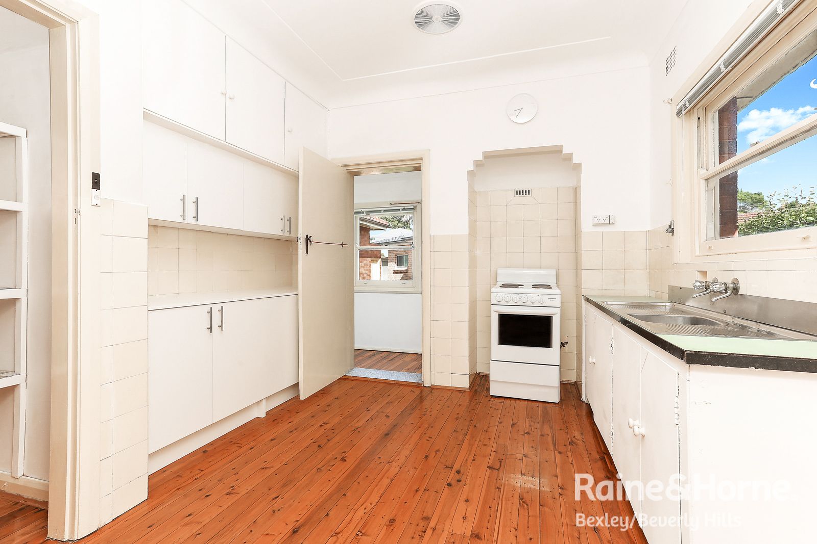 1/8 Glenwall Street, Kingsgrove NSW 2208 - Apartment For Rent | Domain