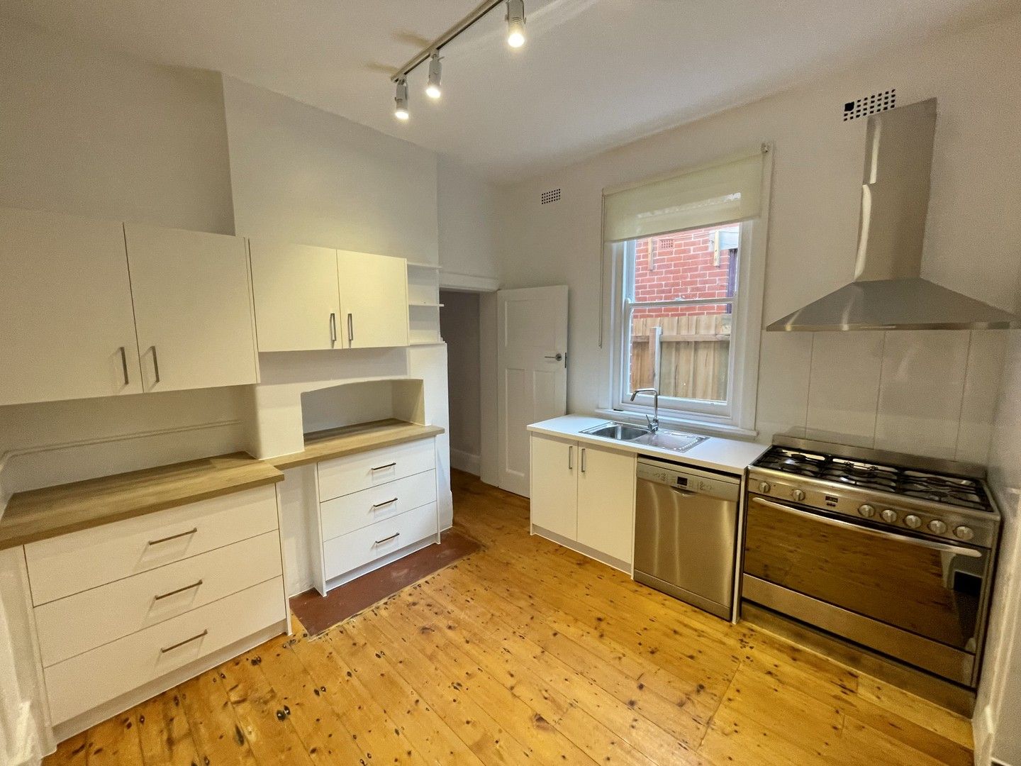 108 Poath Road, Hughesdale VIC 3166 - Apartment For Rent - $700 | Domain