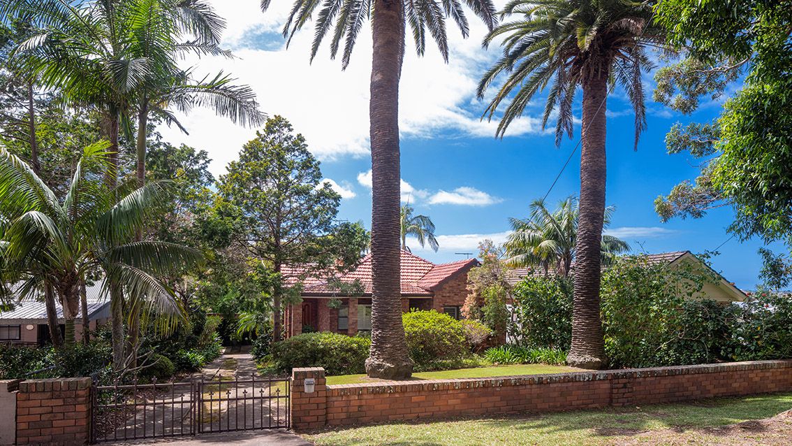 44 Parthenia Street, Dolans Bay | Property History & Address Research ...