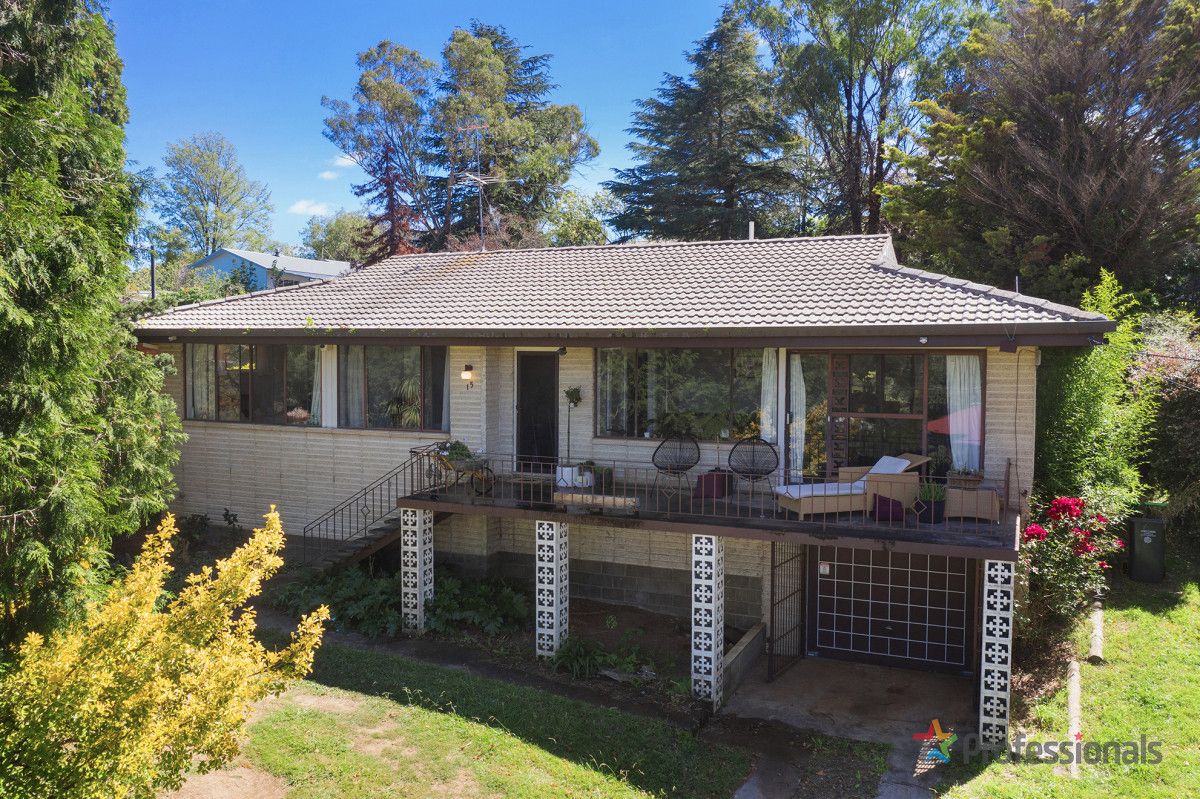 15 Blake Street, Armidale | Property History & Address Research | Domain