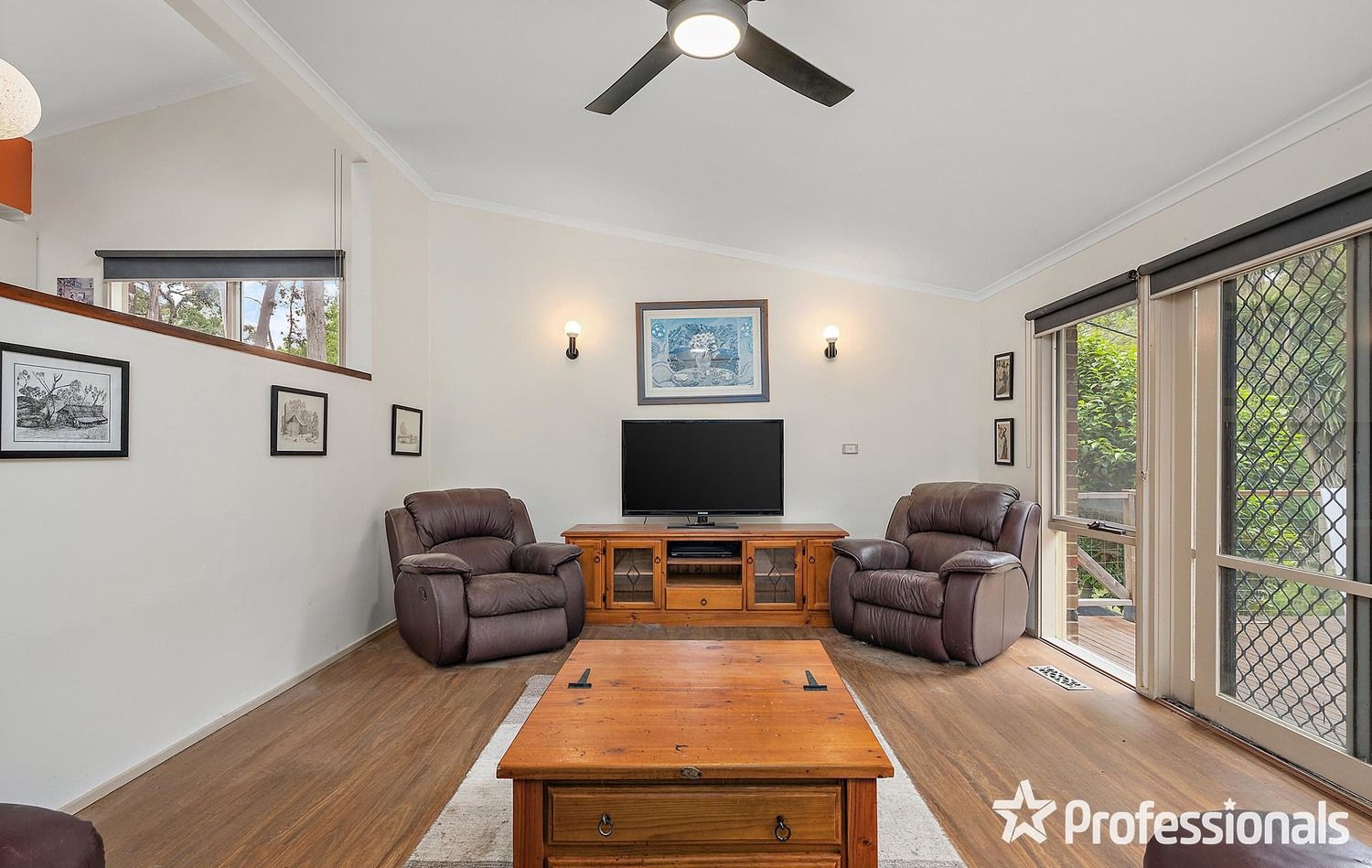 6 Railway Road, Mount Evelyn VIC 3796 | Domain