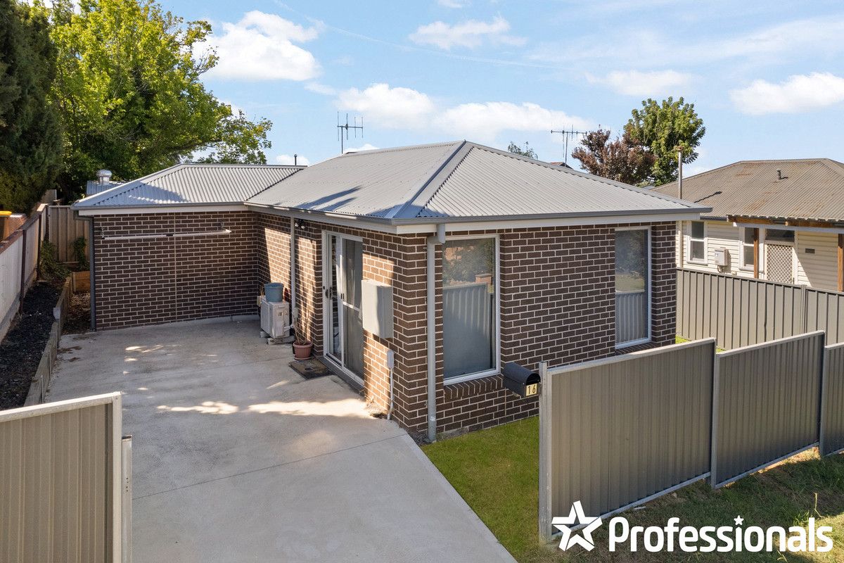 16 Webb Street, West Bathurst NSW 2795 - Apartment For Rent | Domain