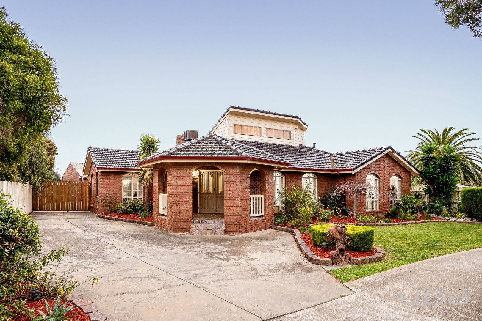 39 Redwood Drive, Hoppers Crossing VIC 3029 | Domain