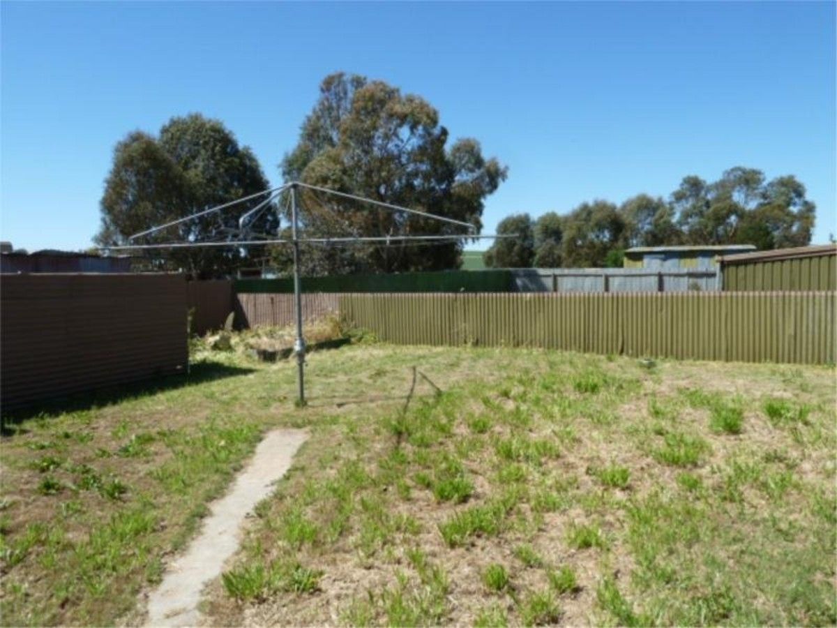 Sold 33 East Terrace, Mount Bryan SA 5418 on 18 May 2018 - 2011770285 ...