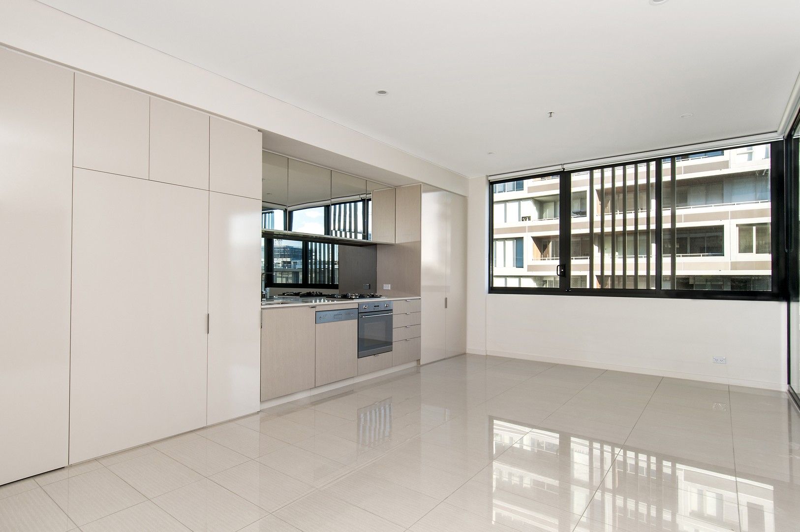 555/2C Defries Avenue, Zetland NSW 2017 - Apartment For Rent | Domain