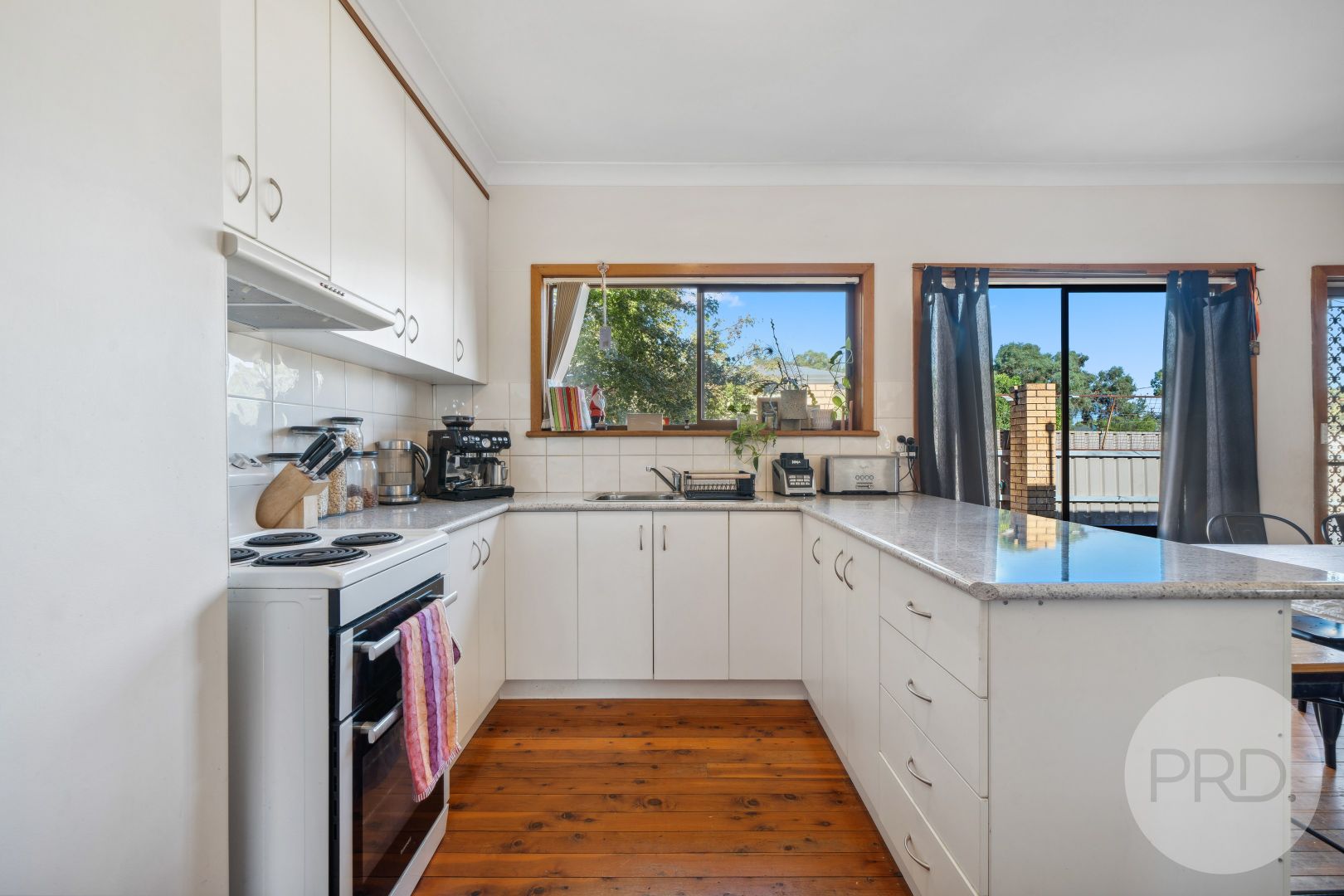 14 Vestey Street, Wagga Wagga NSW 2650 - House For Rent | Domain