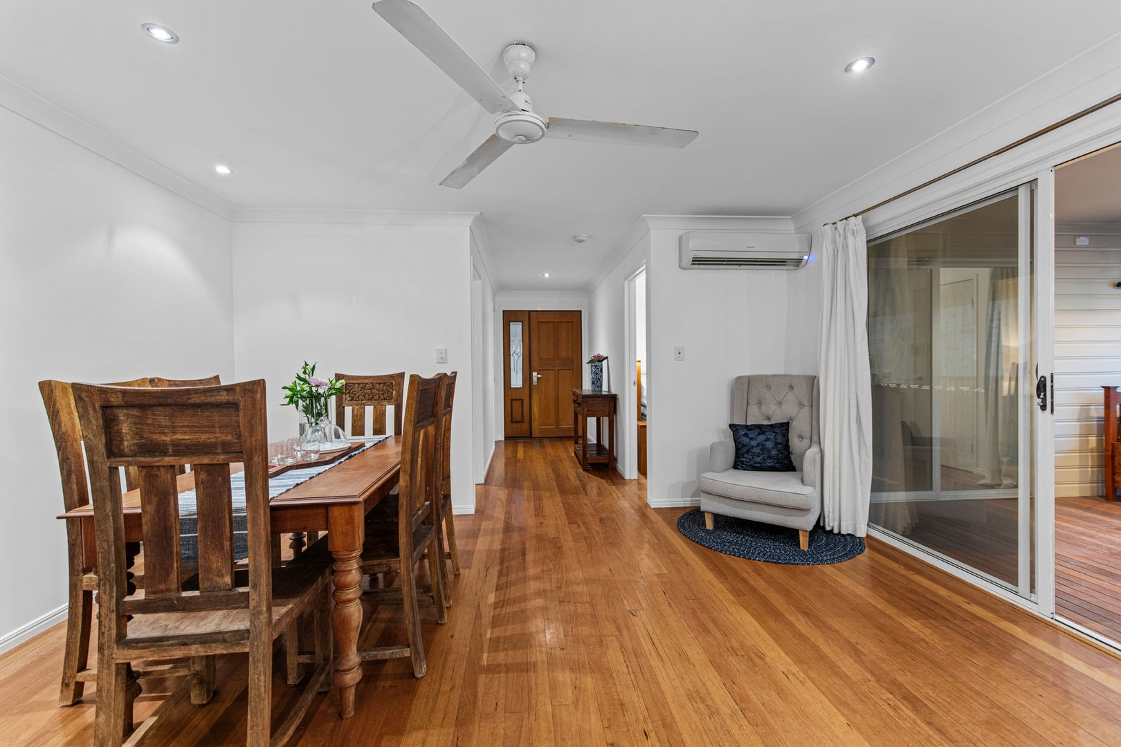 9 Jessica Crescent, Nudgee QLD 4014 - House For Rent | Domain