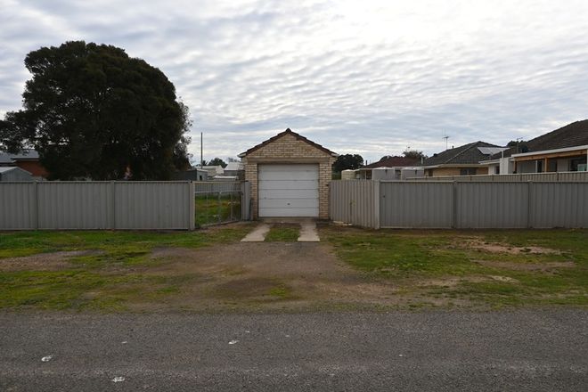 328 Real Estate Properties for Sale in Inglewood, VIC, 3517 | Domain