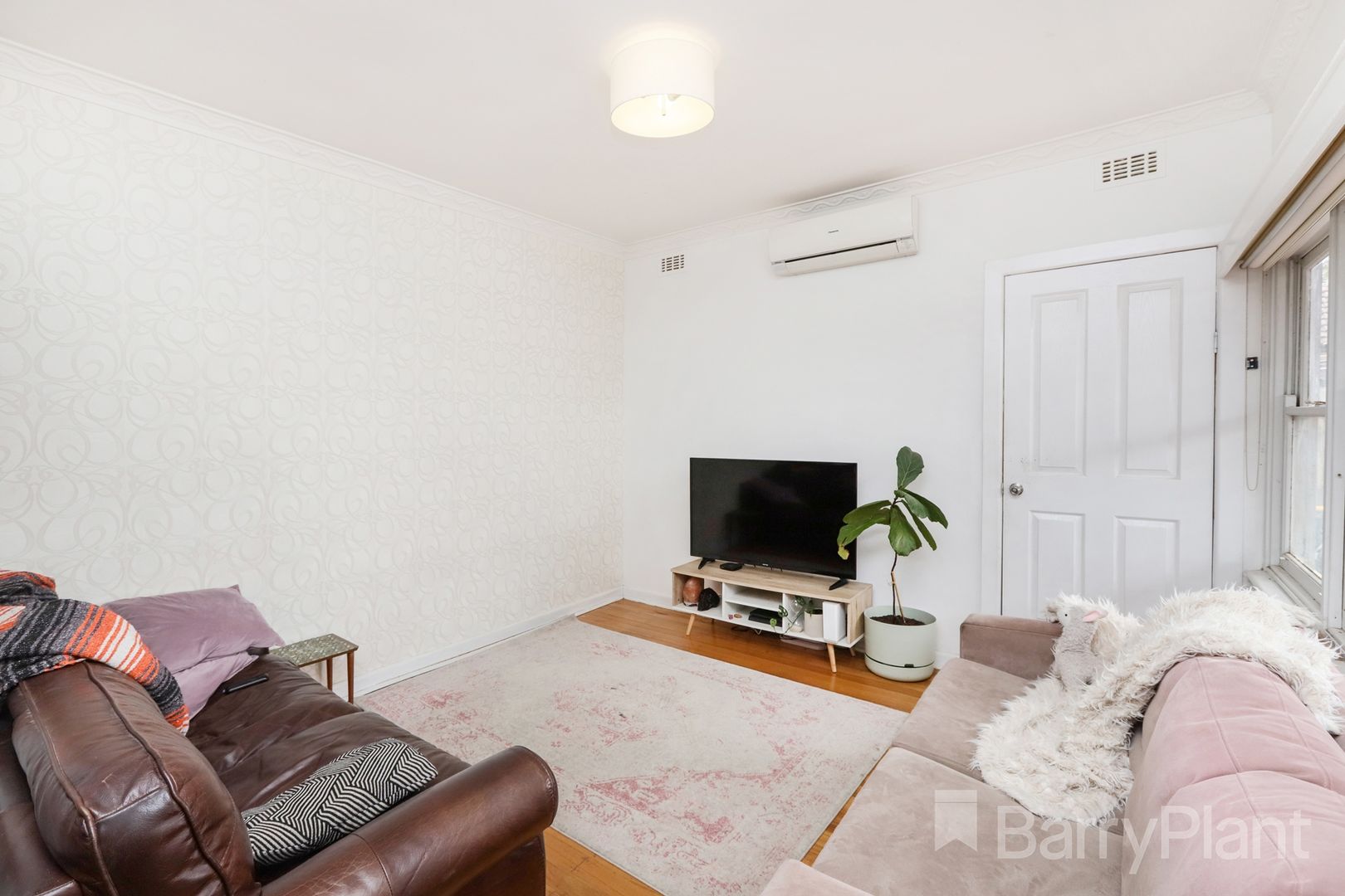 2 Barnett Street, Sunshine VIC 3020 - House For Rent - $520 | Domain