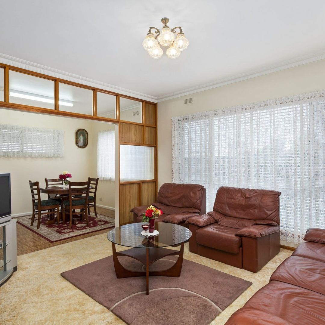 1 Harris St, Colac VIC 3250 - House For Rent | Domain