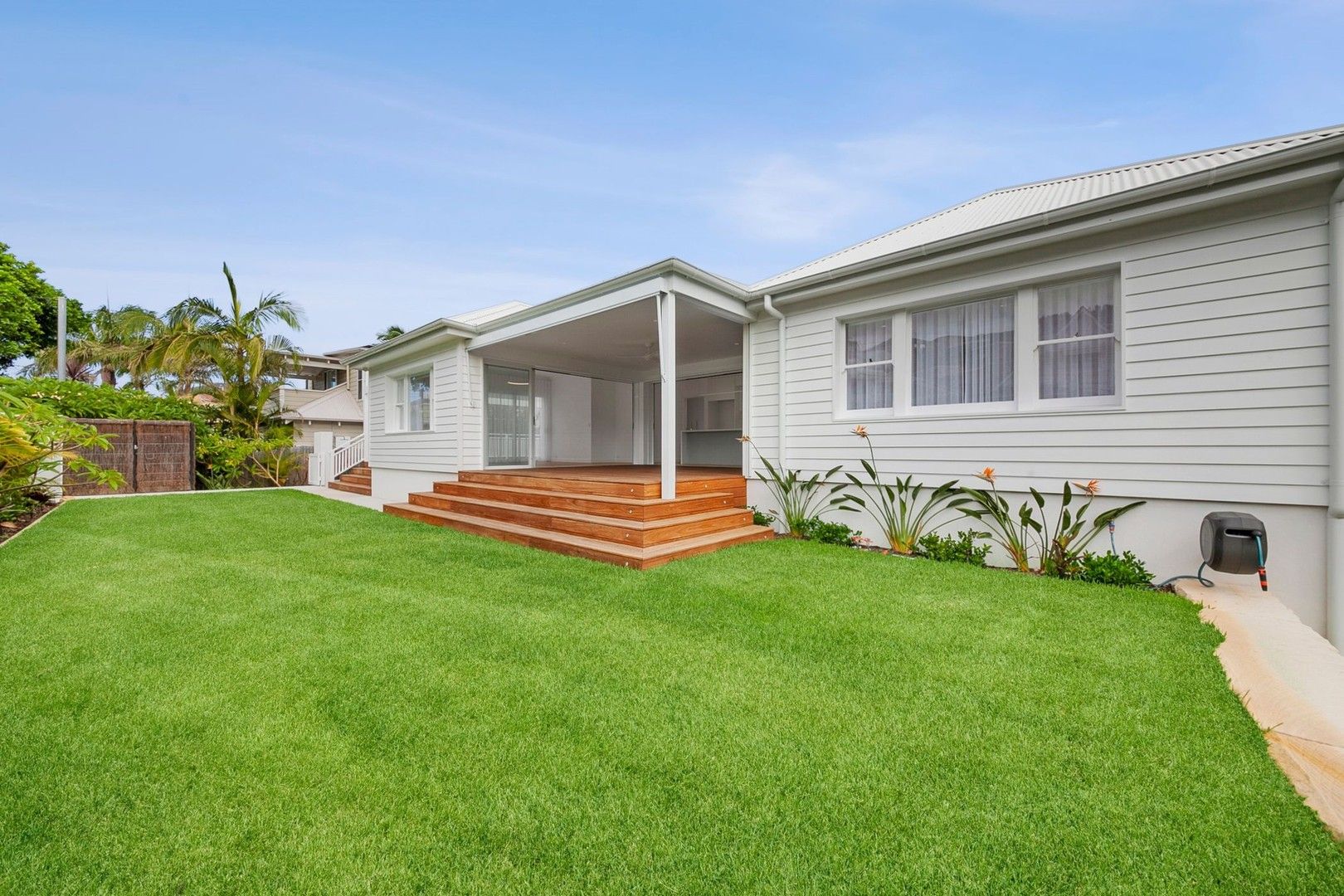 29 Oceanview Road, Freshwater NSW 2096 - House For Rent - $3,200 | Domain