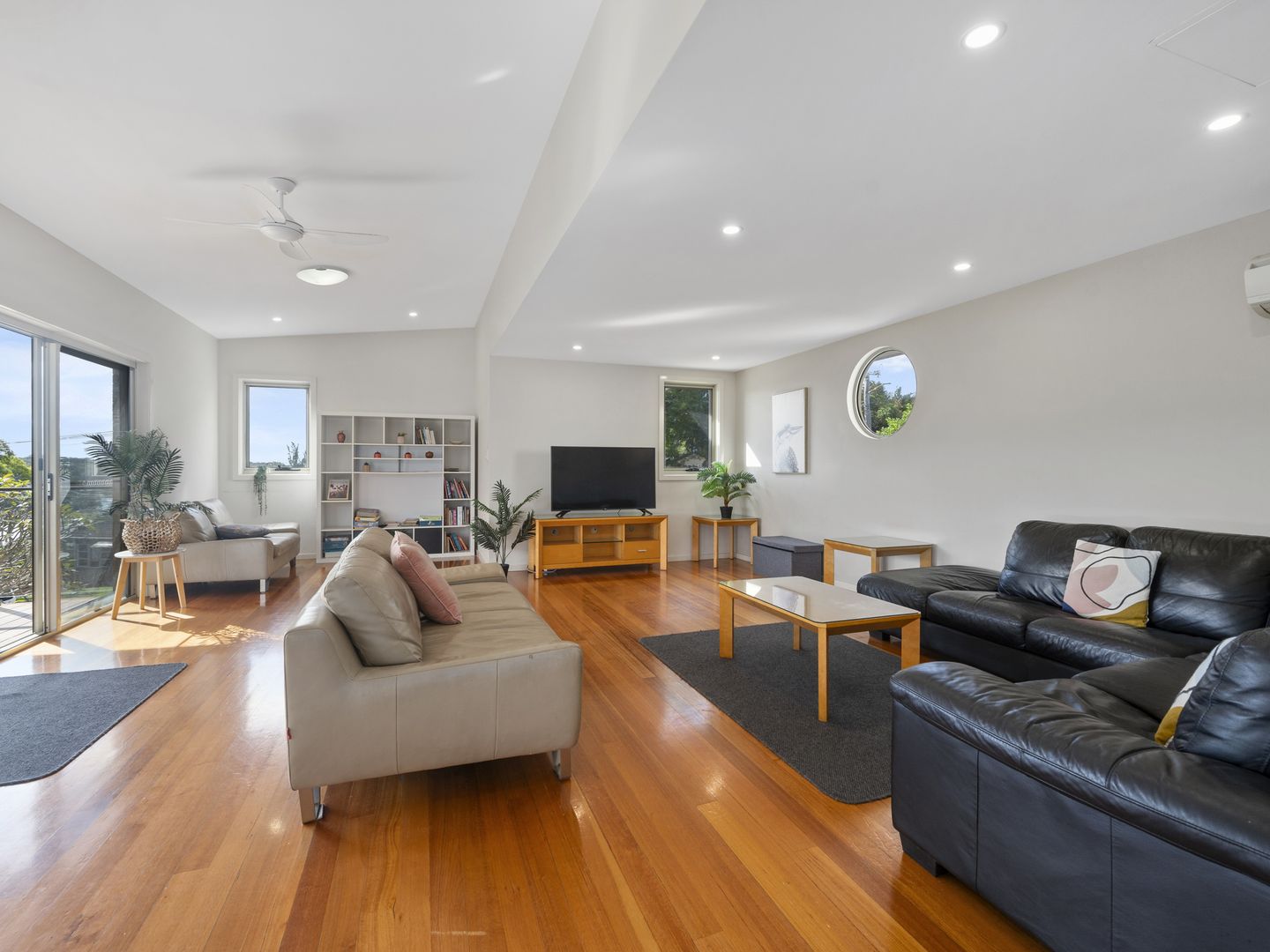 1 Gordon Street, Coffs Harbour NSW 2450 - House For Rent | Domain