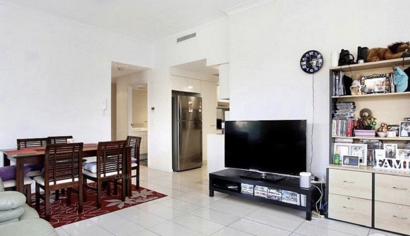 106/20 Labrador St, Labrador QLD 4215 - Apartment For Rent - $750 | Domain