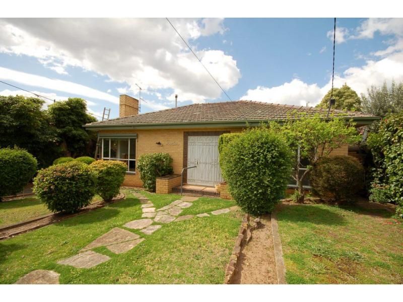 14 Dunoon Court, Brighton East | Property History & Address Research ...