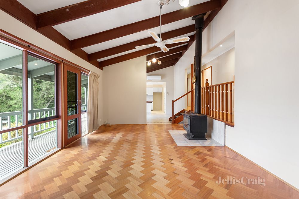 31 Affleck St, Wandong VIC 3758 - House For Rent - $560 | Domain