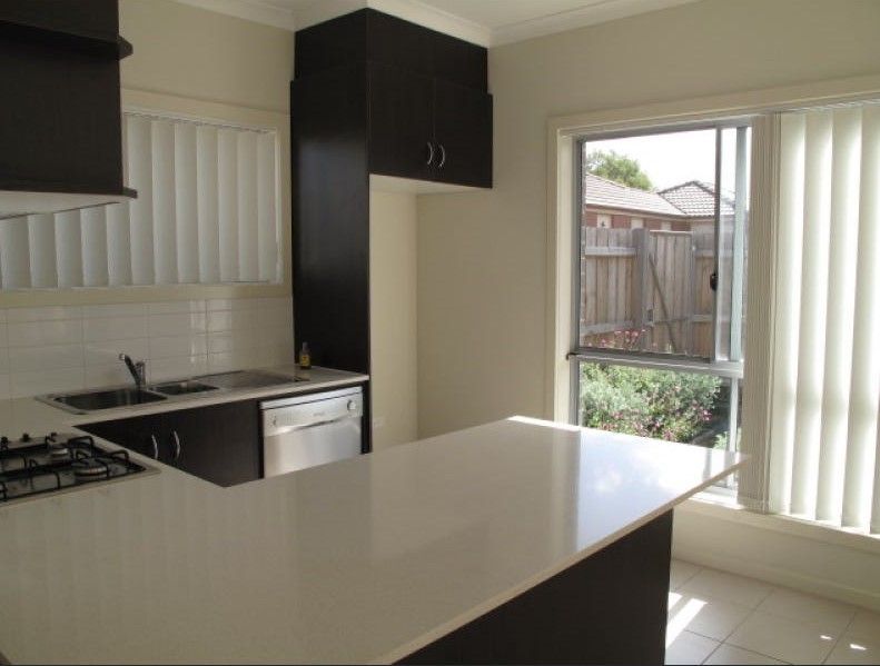 2/11 Hosken Street, Altona Meadows VIC 3028 - Apartment For Rent - $425 ...