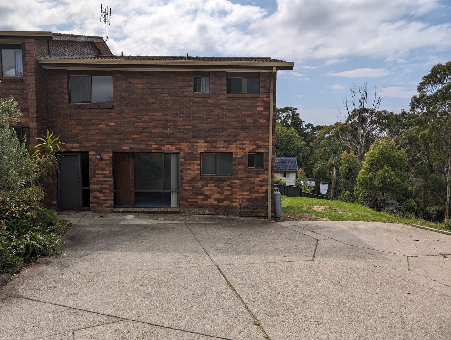 Unit 2/60 Dilkera Road, Tathra NSW 2550 - Duplex For Rent - $550 | Domain