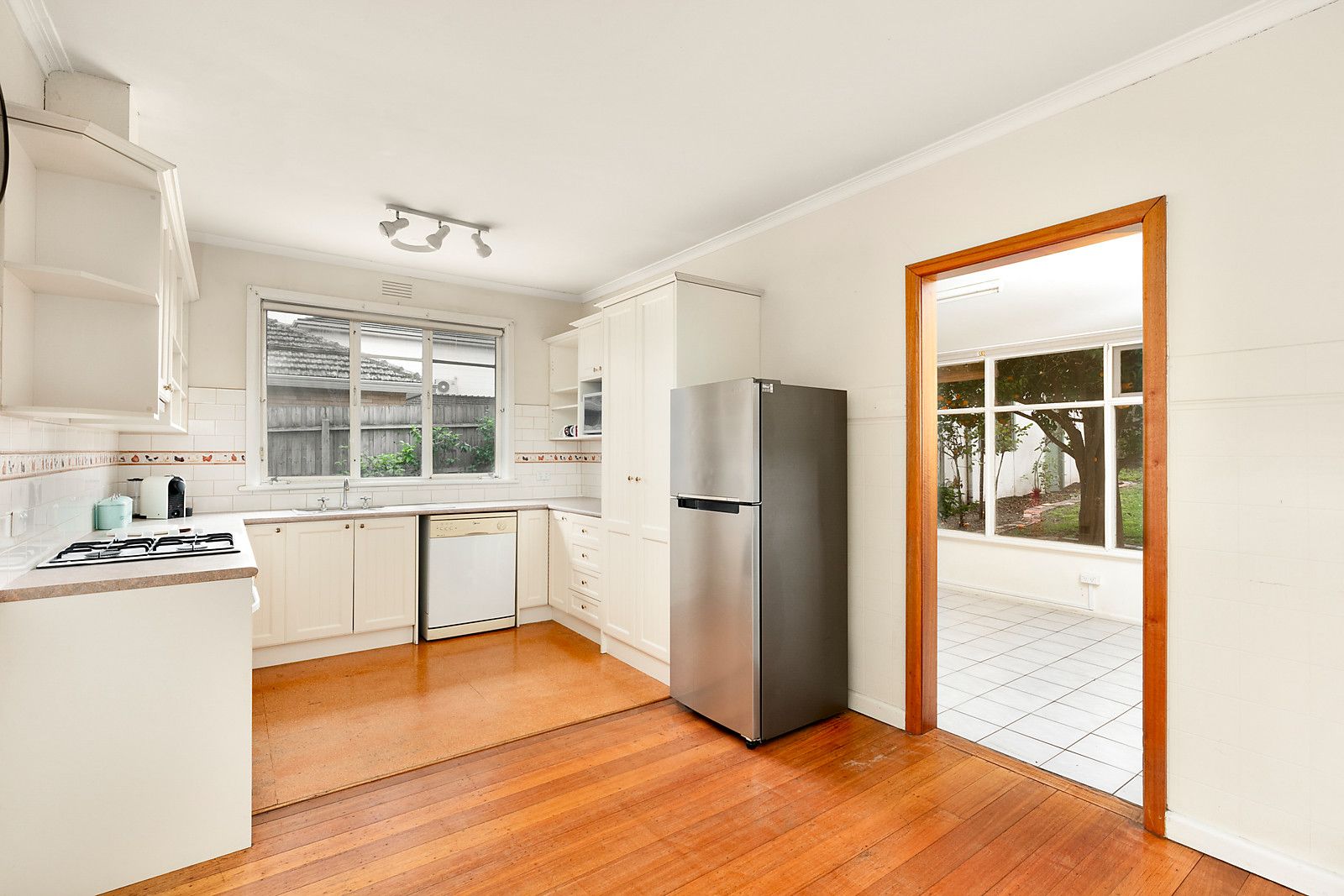 658 Pascoe Vale Road, Oak Park VIC 3046 | Domain